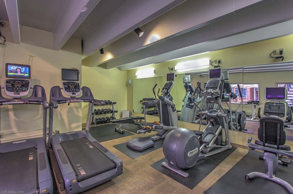 University Square - Madison, WI | Madison Campus & Downtown Apartments