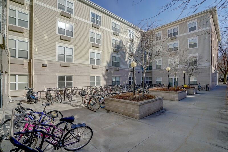 Old University Place Apartments | Madison Campus & Downtown Apartments