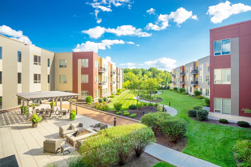 University Row Apartments | Madison Campus & Downtown Apartments